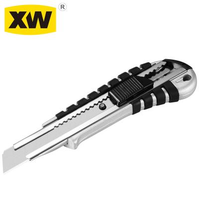 China Slide Blade Locking Mechanism Snap Off Blade Cutters With ABS TPR Handle SX98N for sale