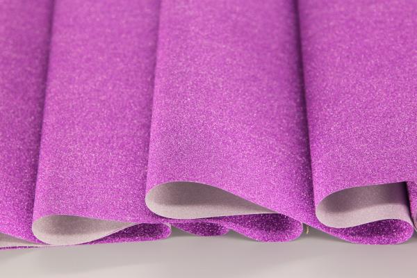 Film de stratification à paillettes étincelantes pour des solutions d'emballage personnalisables accrocheuses