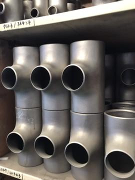 China Titanium gr2 pipe fitting tee 8