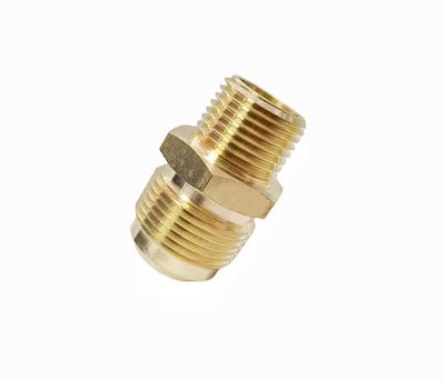 Cina 3/4 di NPT X 3/4 di accessorio per tubi maschio d'ottone del capezzolo della sfortuna del chiarore in vendita