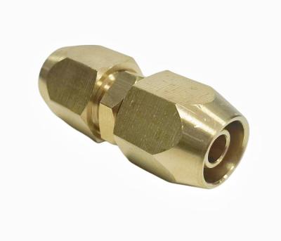 Cina Macchinetta a mandata d'aria d'ottone solida antiruggine del poliuretano di identificazione dell'accessorio per tubi 3/8inch Barb For 3/8-Inch in vendita