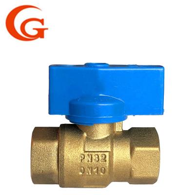 Cina Collegamento femminile della valvola a sfera d'ottone senza piombo di CNC dell'OEM DN15 in vendita