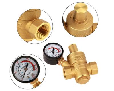 Cina Regolatore di pressione d'ottone regolabile dell'acqua DN15 con il metro del calibro in vendita