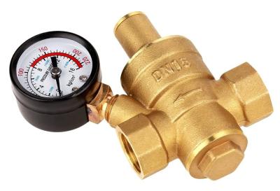 Cina Regolatore di pressione d'ottone regolabile dell'acqua DN15 con il metro del calibro in vendita