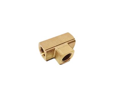 Cina Montaggi d'ottone femminili del T del tubo flessibile di 1/4NPT* 1/4NP* 1/4NPT senza piombo in vendita