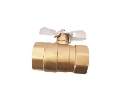 Cina Valvola a sfera femminile d'ottone DN25 con la maniglia della farfalla in vendita