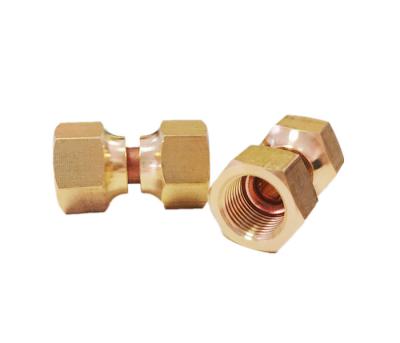 China Montaggi d'ottone a 3/8 pollici del chiarore del connettore del tubo flessibile della parte girevole per il tubo di rame for sale