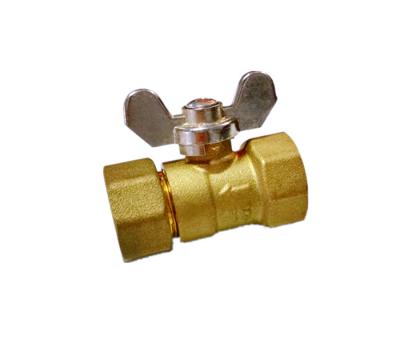 Cina Valvola a sfera d'ottone femminile DN15 con la maniglia della farfalla in vendita