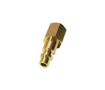 Cina 1/4 dentro. Spina femminile d'ottone del NPT IM per gli apparecchi ad aria compressa di collegamento in vendita