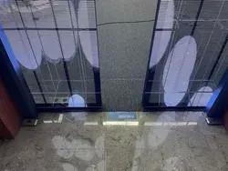 中国 フル カラーの滑走LEDスクリーン優雅なLED広告表示画面 販売のため