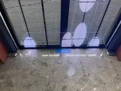 中国 フル カラーの滑走LEDスクリーン優雅なLED広告表示画面 販売のため