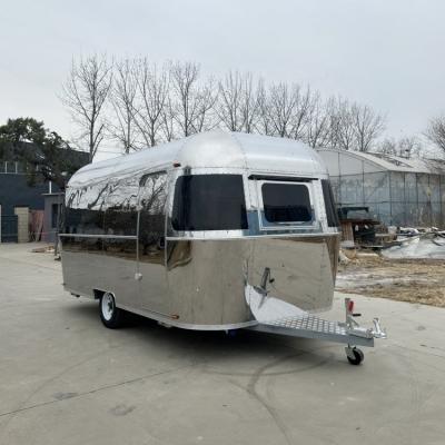 Cina Camioncino alimentare mobile conveniente e versatile per preparare cibo delizioso ovunque in vendita