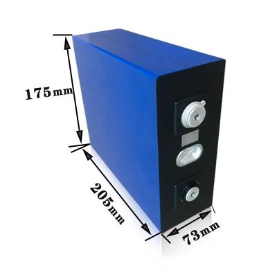 Cina 228ah litio Ion Battery Cell in vendita