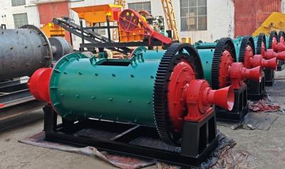 Cina Macchina di rettifica a polvere di minerazione a basso consumo in vendita
