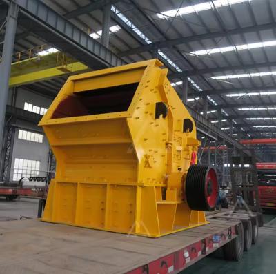Cina Affitto di fabbrica PF-1008 PF-1010 trituratore di pietre a impatto per quarti di granito capacità di frantumazione di roccia 40-80 tonnellate all'ora in vendita