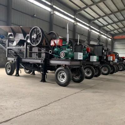 China 50 100 T/h capaciteit Dieselmotor Mobiele kaakbreker met wielen en aanhangwagen voor productielijnen voor het verwerken van zandsteen Te koop