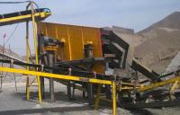 China 4 Deck Vibrating Screening Machine For Slag , Quarry for sale