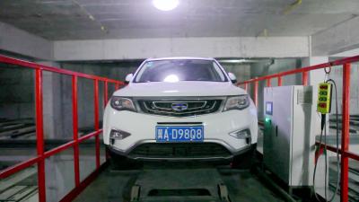 China Sistema de estacionamiento automatizado con transportador robótico/sistema de estacionamiento de carros en venta