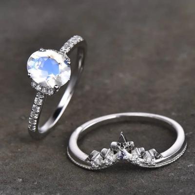 China Mulheres naturais 925 Sterling Silver Jewelry Ring de Moonstone do arco-íris da forma quente do encanto à venda