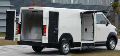 China Box Transport Electric Cargo Van Vehicle 5m Long Range 305km Four Doors for sale