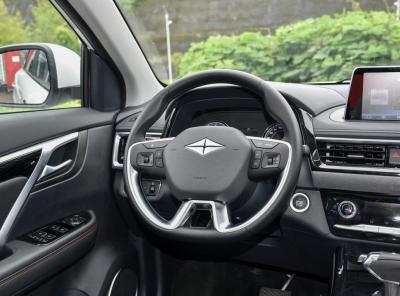 Cina Benzina alta tecnologia 7-Seater SUV da BAIC con 6 la berlina del combustibile dell'ingranaggio 1.5L in vendita