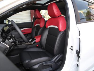 China Dealer verkoop benzine MG5 goedkope auto in voorraad 2680 wielbasis (mm) Te koop