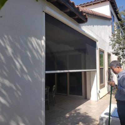 China Powder Coated Aluminium Frame Motorized pet mesh screen for Terrace for sale
