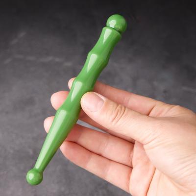 Cina 14.5cm Resina Double Head Acupoint Stick per massaggio facciale e strumento di stimolazione linfatica in vendita