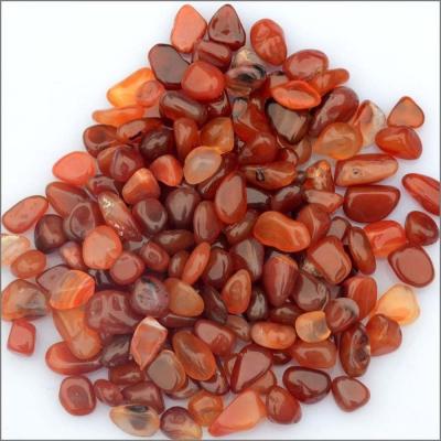 Cina Agate rosso cristallino naturale lucidato pietre di ghiaia per Feng Shui in vendita