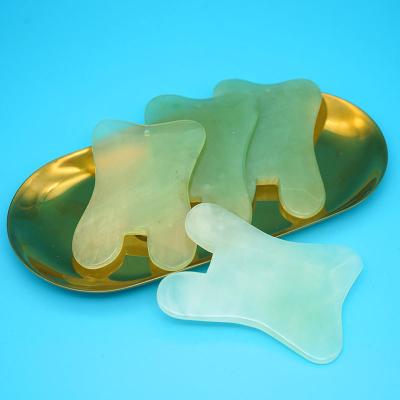 Cina 2024 Naturale in forma di U Xiuyan Giada Gua Sha Scraping Massaggio Tavola per Massaggio Corpo Intero Massaggio Facciale Massaggiatore Strumento di Bellezza della Pelle in vendita