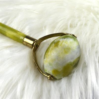 Cina Massaggiatore naturale Xiuyan Guasha Jade Face Roller per donne Massaggio della pelle Relax Muscolo e cura della pelle facciale in vendita