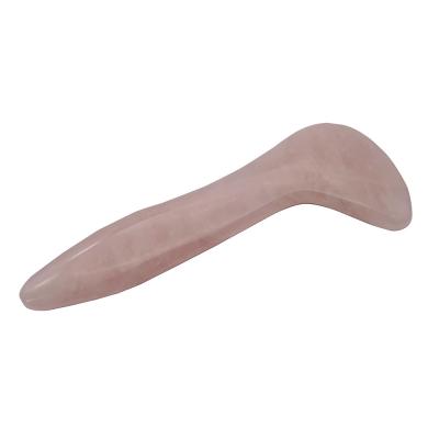Cina 2024 Prodotto lucidato tecnico rosa naturale quarzo giada Gua Sha strumento di massaggio per massaggio facciale scatola regalo MOQ 100PCS in vendita