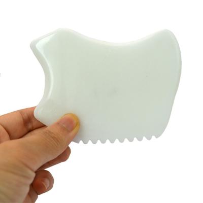 Cina Strumento di massaggio Gua Sha di giada bianca per massaggiatore facciale e corpo SPA Acupuntura Acupressione 9,5cm*7,5cm*0,7cm in vendita