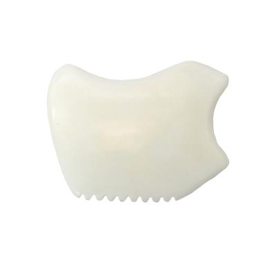 Cina Strumento di massaggio Gua Sha di giada bianca per massaggiatore facciale e corpo SPA Acupuntura Acupressione 9,5cm*7,5cm*0,7cm in vendita