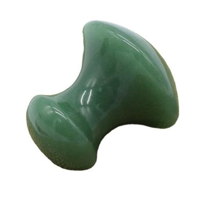 China Champignonvormige Gua Sha Massage Stone Handgemaakte groene Aventurine Tool voor gezichtsverjonging Te koop