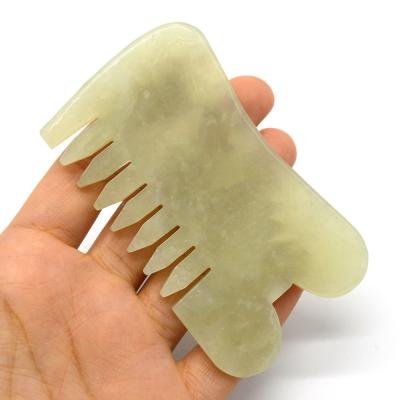 China Xiuyan Jade Guasha Massage Comb Gua Sha Scarping Gezichtsgereedschap met Infrarood Fysiotherapie Functie 88*50*4mm Te koop