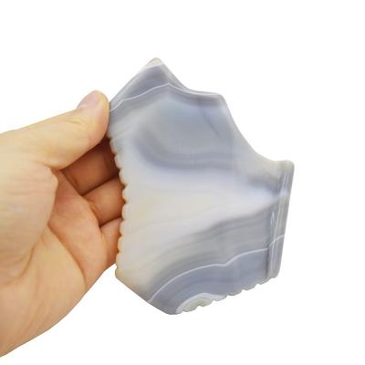 Cina Strumenti di massaggio su tavola Guasha per la cura di pietre Scraper Tavola massaggiatore facciale per il ringiovanimento facciale Grigio Agate Gua Sha in vendita