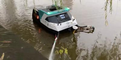 Cina Alta velocità di pulizia Doo Boats piccolissimo 1.5m/s del crogiolo di immondizia di Eco del pilota automatico con 2 propulsori in vendita