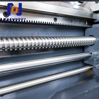 中国 金属マニュアル旋盤 CA6250 横型普通旋盤 販売のため