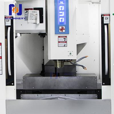 Cina VMC1160 Centro di lavorazione verticale BT40 Macchine per la fresatura CNC per il metallo in vendita