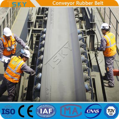 Cina Nastro trasportatore di gomma del poliestere EP500/4 per il carbone del frantoio per pietre della miniera della sabbia in vendita