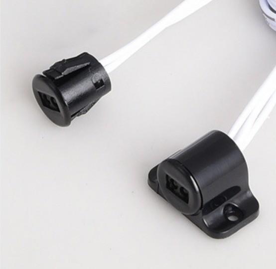 5A 最大負荷電流運動センサー IRセンサー ランプのオン/オフとドアを開く/閉めるためのスイッチ