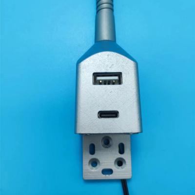 Cina USB tipo C LED luce da lettura a bordo letto con collo d'oca flessibile e caricabatterie veloce 12V in vendita