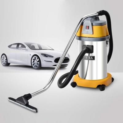China 30L Multi Function Industrial Electric Car Vacuum Cleaner With 45-60min Runtime for sale