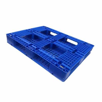 Cina Stalle di plastica accatastabile 1200 x 1000mm di dimensione dei pallet del polipropilene in vendita