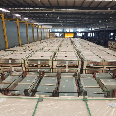 China Low Iron Solar Tempered Glass 2mm 3.2mm 4mm Clear Patterned Glass With High Solar Transmittance for sale