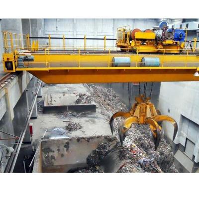 Cina Modello 20 Ton Double Girder Overhead Travelling Crane With Grab di QZ in vendita