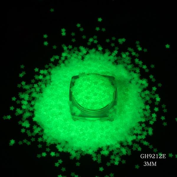 Quality Fine Heart Luminous Makeup Chunky Glitter Powder For Party Festival Decoration for sale