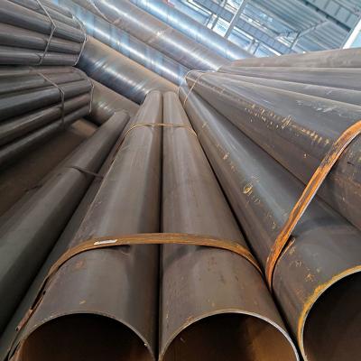Cina Tubo speciale Tubo a parete spessa Tubo senza cuciture Tubo in acciaio in lega Cs Tubo saldato in acciaio al carbonio con vernice nera in vendita