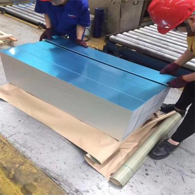 Cina Industrial Hot Rolled Alloy Steel Plate HRC 30-60 1200mm-2500mm Mill Edge Steel Sheet in vendita